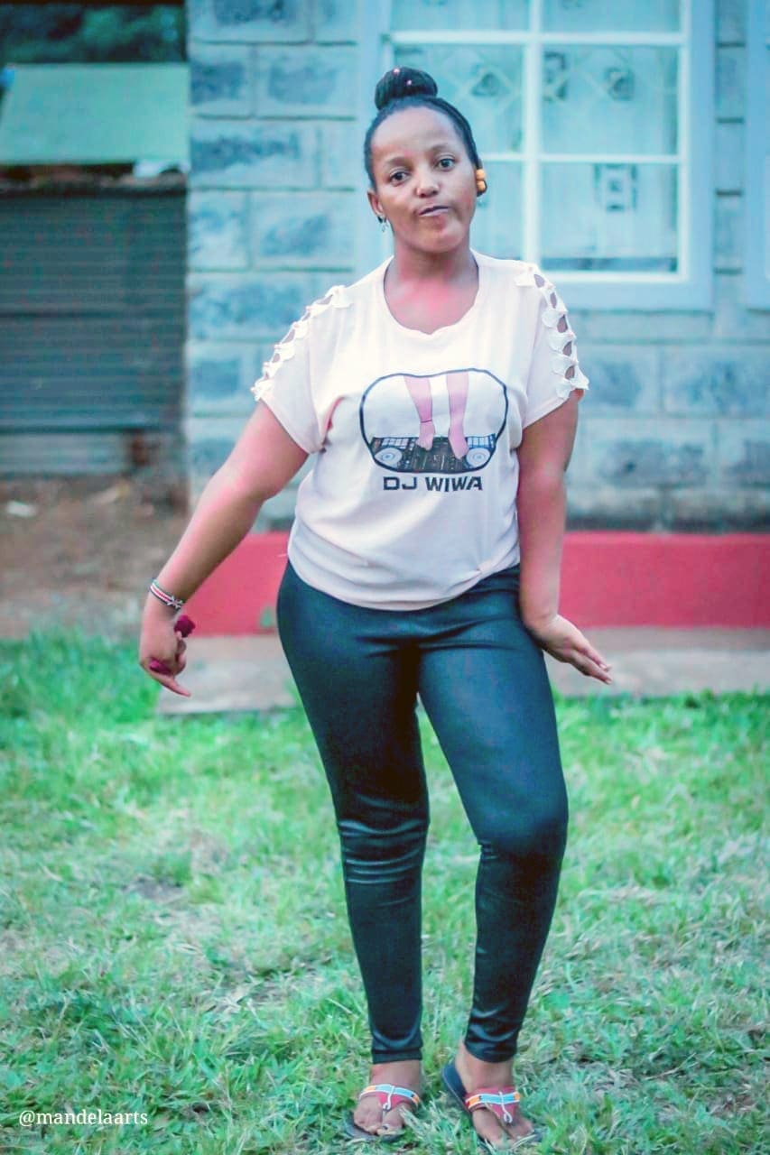 DJ keniata maneja el ritmo y derriba estereotipos | Orato