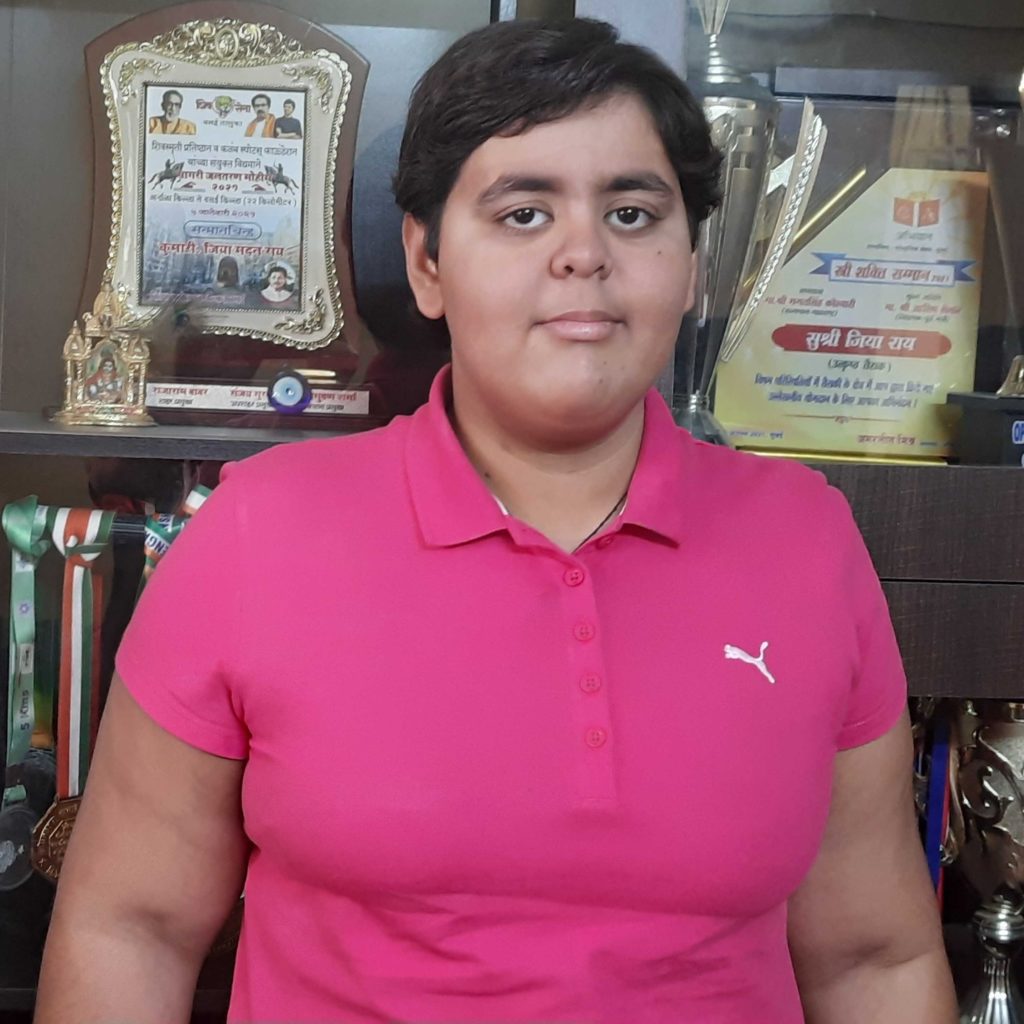 Autistic Girl in India sets record by swimming Palk Strait