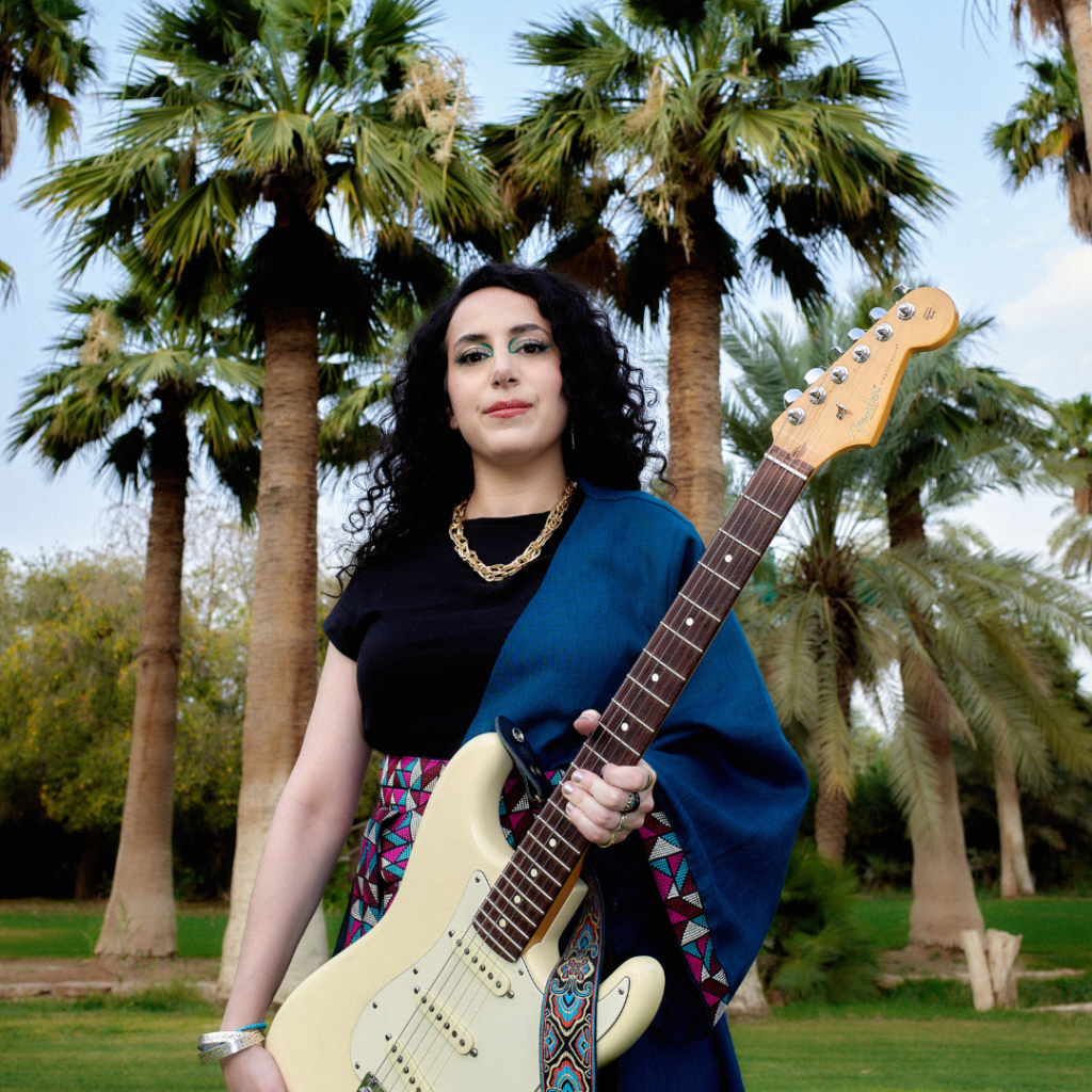 All-female psychedelic rock band takes the stage